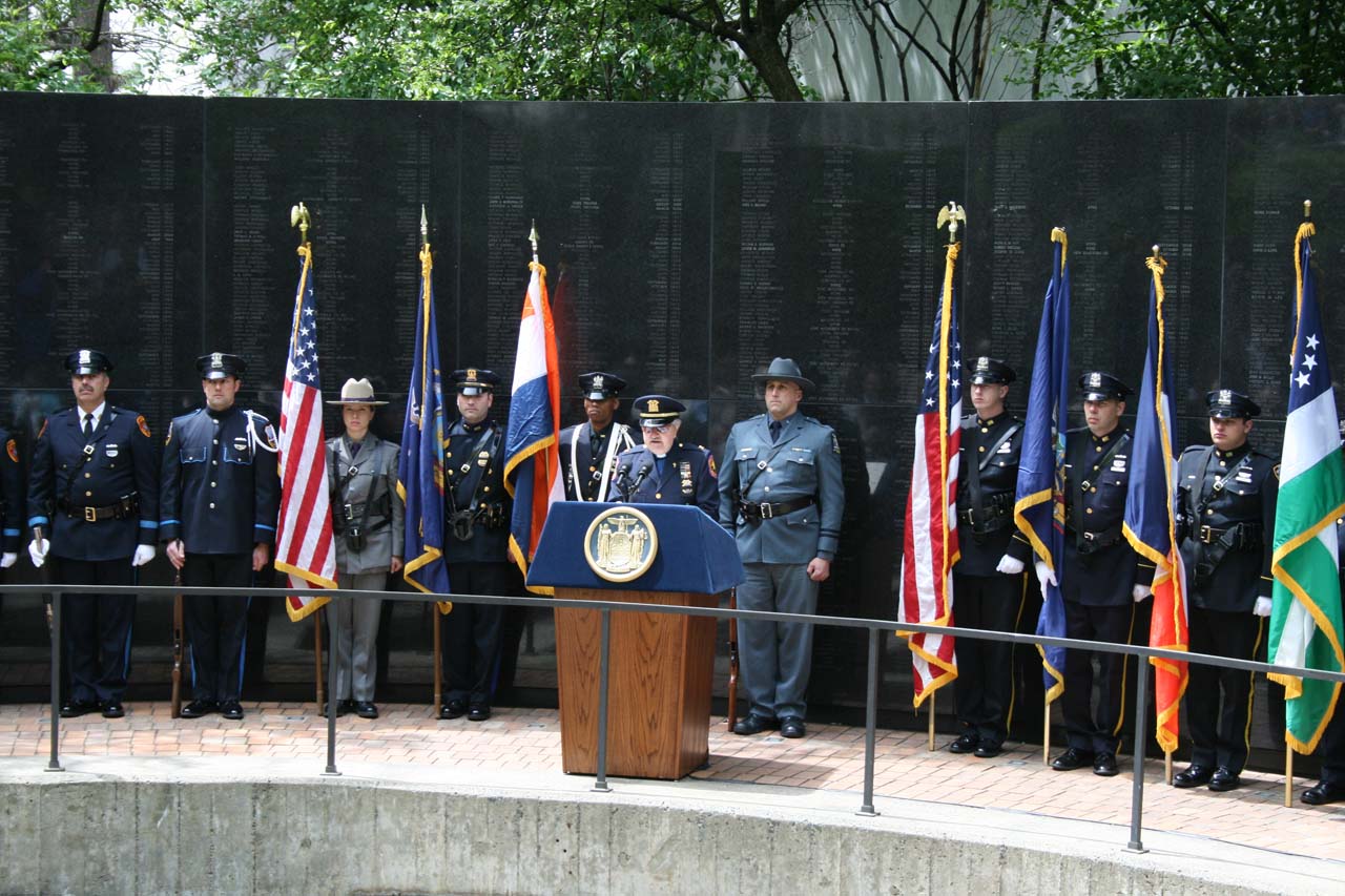 Photos of the 2010 Police Officers Memorial Ceremony - NY DCJS